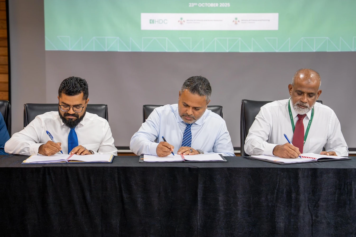 Kanneli masverikan tharaggee kuran binn havaalu koffi – adduLIVE